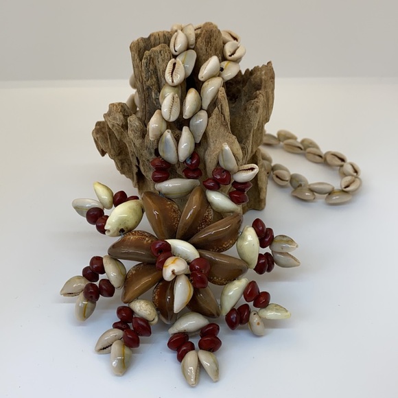Jewelry | Vintage Sea Beach Shell Necklace Cowrie | Poshmark